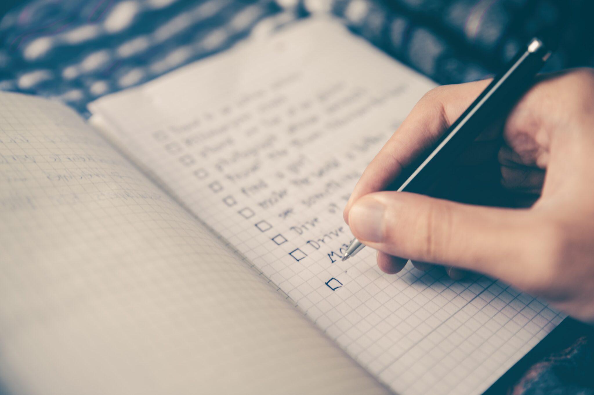 How to Use a Skeleton Outline in Writing. Personal Method & Template